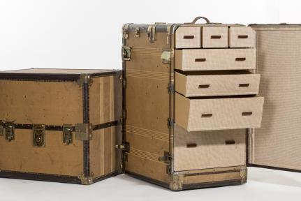 Malles cabines Hartmann Yale Trunks Pathfinder Model. - auctions ...